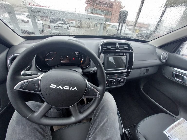 Ultima săptămână de ianuarie, sute de km în continuare. Dacia Spring în ...